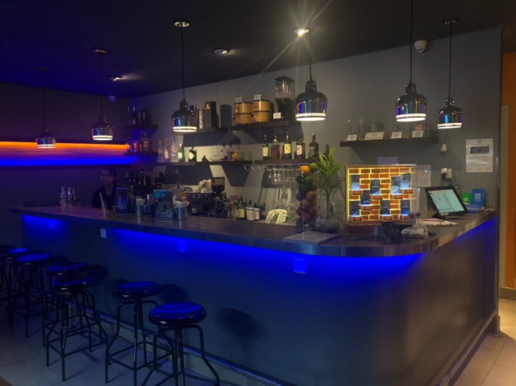 [캄보디아 프놈펜 여행] 프놈펜Hops 수제 맥주집/ Mok Mony 로컬 식당 : 네이버 블로그