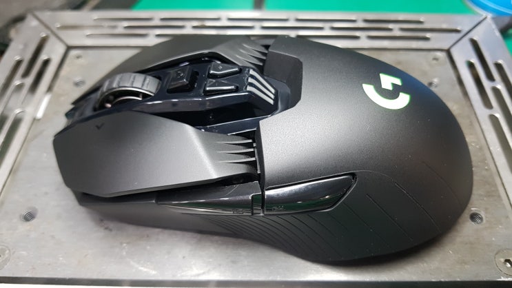 천안입고 로지텍g G903마우스g900 더블클릭 클릭불량 드래그풀림등의 고장증상 수리 입니다로지텍마우스사설as나윤테크 입니다