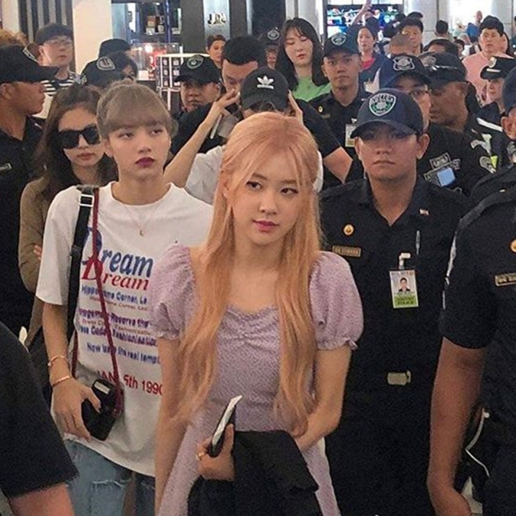 블랙핑크 로제 사복 원피스 룩캐스트 제품이네 네이버 블로그
