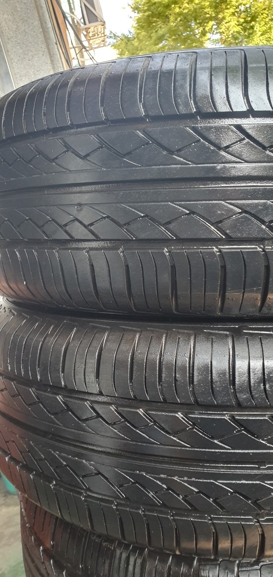 코란도스포츠중고타이어 255 60 18 한국타이어 2본 ~ !! : 네이버 블로그