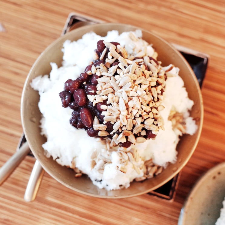 인사동 반짝반짝 빛나는 팥빙수와 구운인절미가 맛있었던 전통찻집 : 네이버 블로그