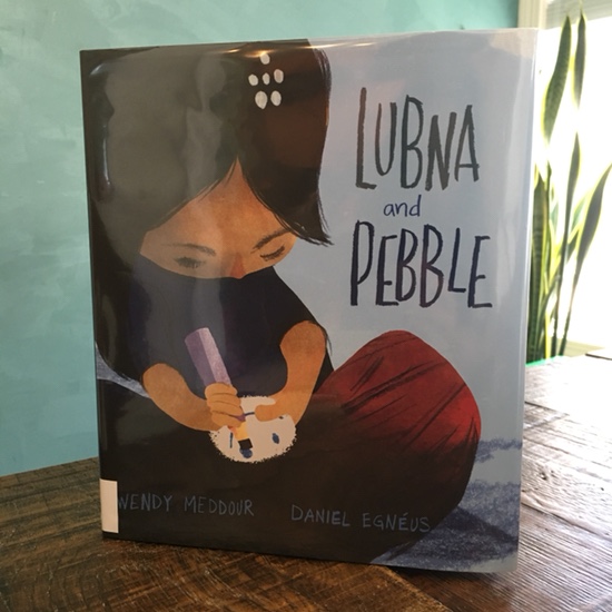[영어그림책 추천 #11]따뜻하고 진한 감동이 느껴지는 글과 그림, Lubna and Pebble : 네이버 블로그