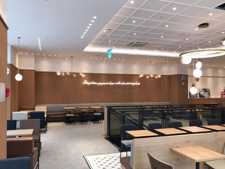 A Twosome Place 투썸플레이스 도농사거리점 그리다컴퍼니 인테리어 인테리어디자인 식음료인테리어 식음료디자인