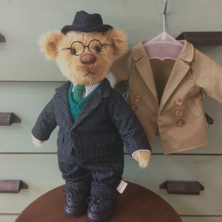 {테디베어 주문제작}콧수염에 동그란 안경을 쓰고 프렌치 코트를 걸친 앤드류 로스니 (andrew rothney)테디베어 ...