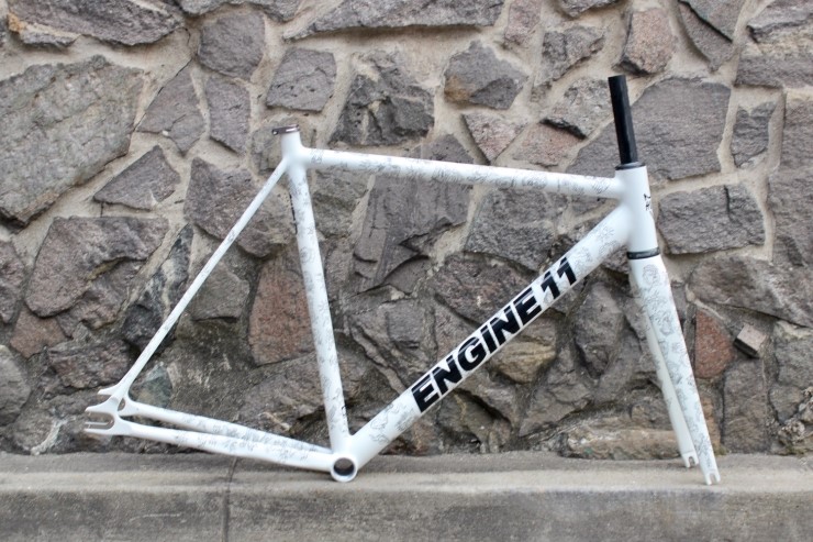 엔진11 헌터브로스 팀 에디션 크릿디 트랙 픽시 프레임셋 리뷰 (ENGINE11 HUNTER BROS TEAM EDITION ...