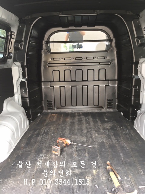현대자동차 그랜드스타렉스 5벤 적재함 및 공구함 격벽 작업 2열 레일 교체 네이버 블로그