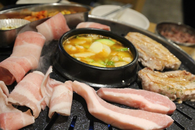 홍대삼겹살 풀 코스로 즐기자 강남 돼지상회 무한리필 홍대점 네이버 블로그