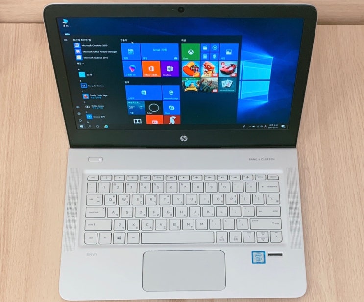 HP노트북 13-D061TU i3-6100U / 4G / SSD 256G / Intel HD 520 / 13.3인치 / 1 ...