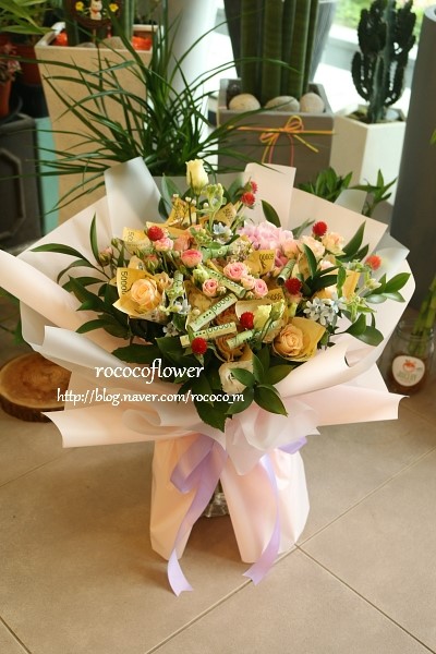 로코코플라워 꽃다발주문 생일축하 돈꽃다발 수원꽃집 광교꽃집 수지꽃집 용인꽃집 상현동꽃집 수원지방법원꽃집