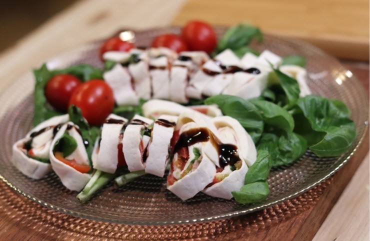 모짜렐라 롤 만들기 (Prosciutto Ham Stuffed Mozzarella Roll) : 네이버 블로그