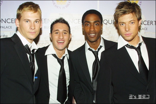 [레트로띵곡] 추억의 띵곡 Blue-One love /All rise /가사해석/뮤비/음악 : 네이버 블로그