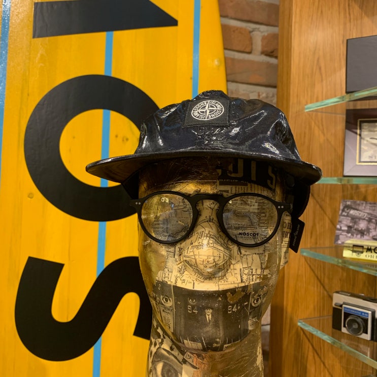 클래식한 작은 안경 - MOSCOT TUCHUS : 네이버 블로그