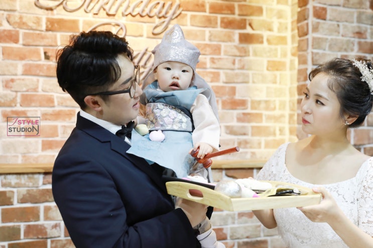 포항파티스돌스냅 포항이동파티스뷔페 포항돌잔치 포항돌맘 포항맘 포항돌잔치뷔페 포항돌스냅 포항돌메이크업 포항돌드레스