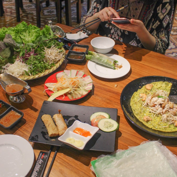 베트남 다낭 맛집 엄특쎄오 반세오전문점 다낭시내에도 있댜 : 네이버 블로그