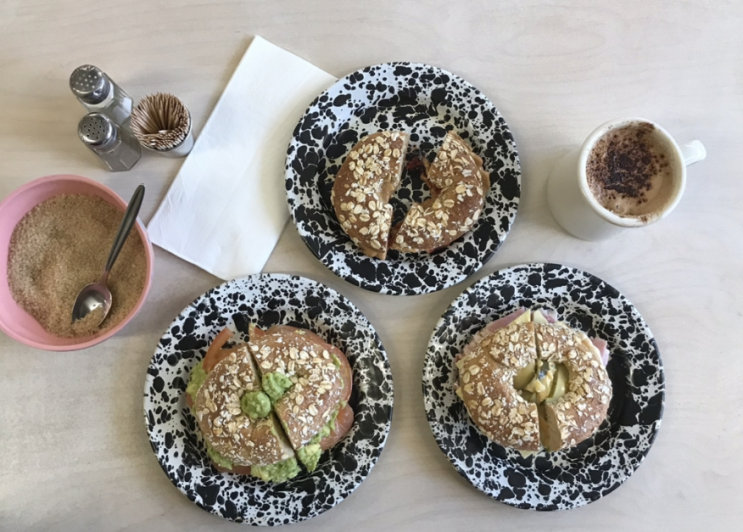 멜번 맛집. 멜버른 여행 또하나의 즐거움~ 피츠로이 베이글 Mile and Bagels 맛보기 : 네이버 블로그
