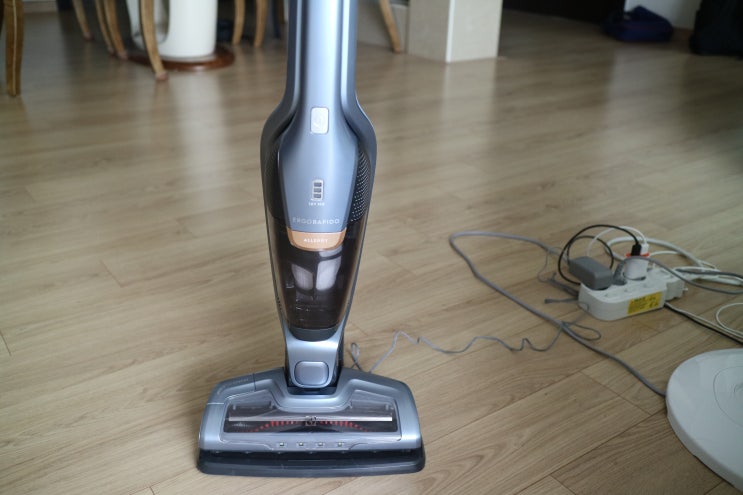 일렉트로룩스 무선청소기 ZB3311 ~ 제품분석 : 네이버 블로그