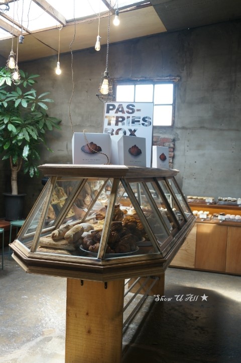 문래역 문래창작촌 공장느낌의 카페 러스트베이커리 RUST BAKERY : 네이버 블로그