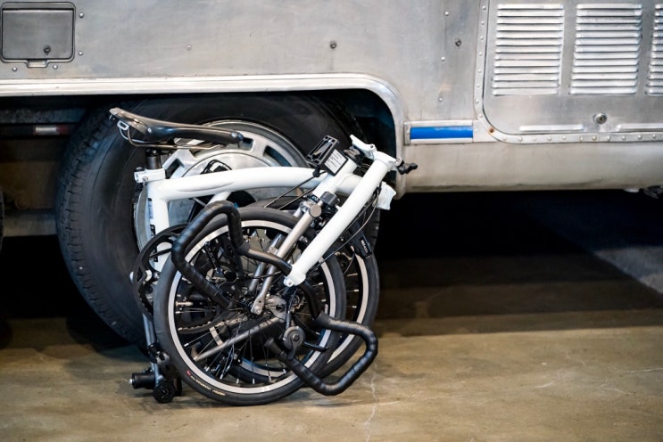 [브롬톤 자전거 리뷰] 브롬톤 P2E-X 파피루스 화이트 : 네이버 블로그