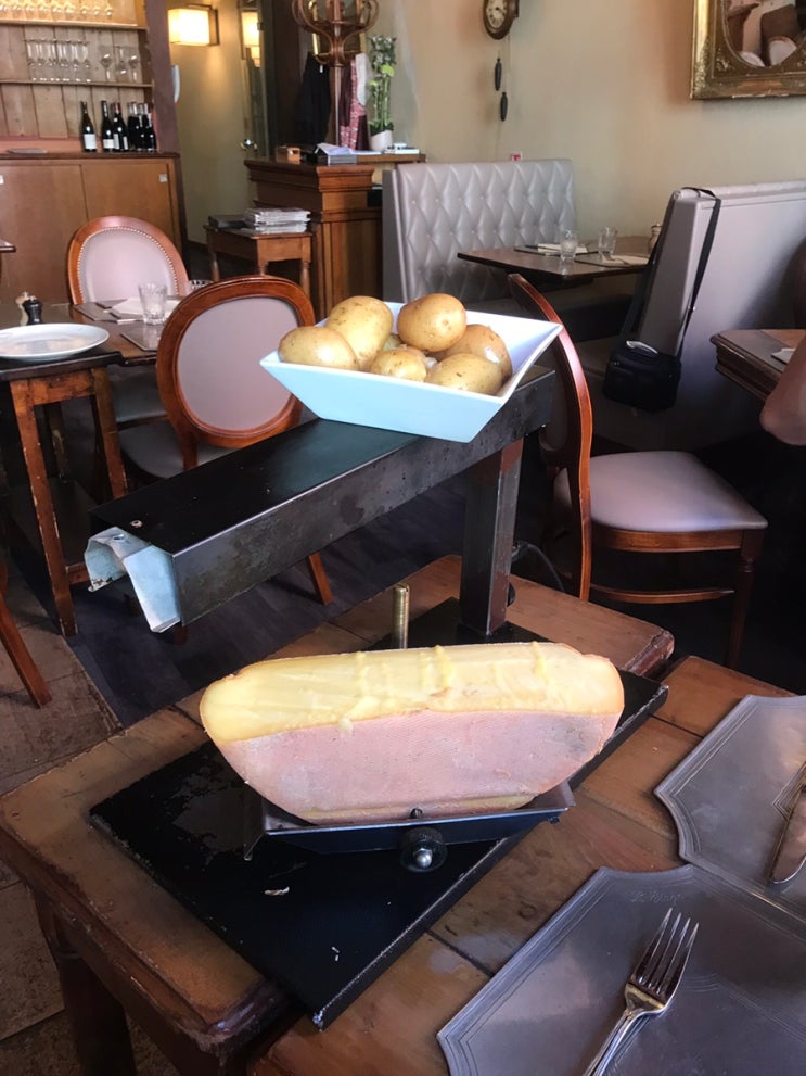[eating out] 안시 Annecy, L’Etage - 사부아식 라클렛 Raclette : 네이버 블로그