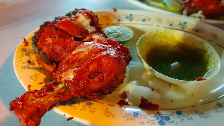 말레이시아 (말라카+쿠알라룸푸르) 여행 / 말라카 맛집 ; 팍푸트라 Pak Putra Restaurant 에서 탄두리치킨과 난 ...