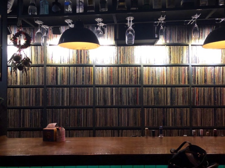 [서울나들이 / 상수동 LP BAR] 아날로그 감성 We are REPLAY "리플레이" : 네이버 블로그