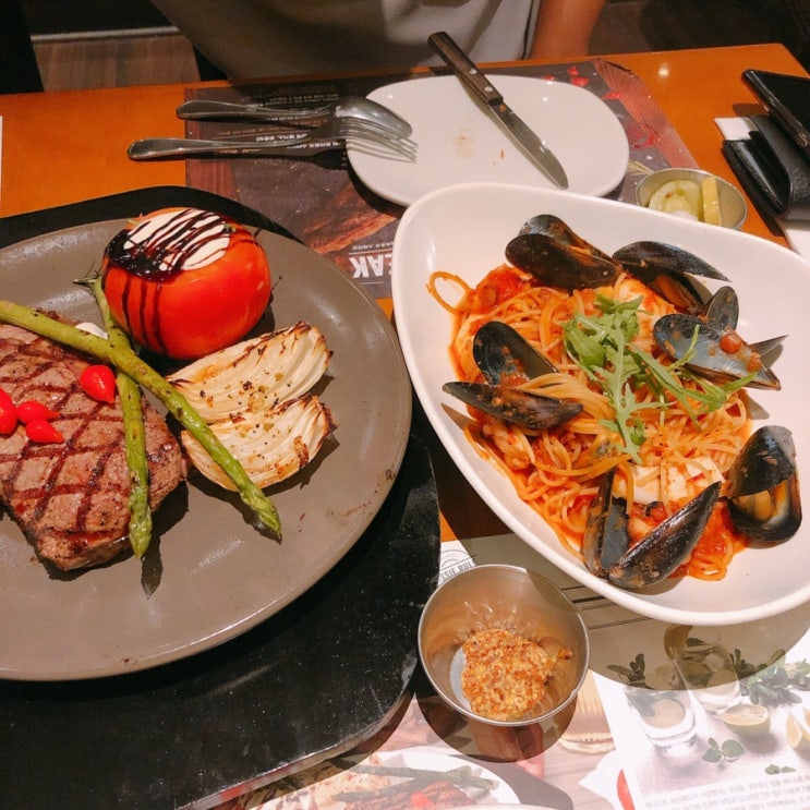 수원역맛집 아웃백스테이크하우스수원역사점알바생에게 전달받은 팁방출 네이버 블로그