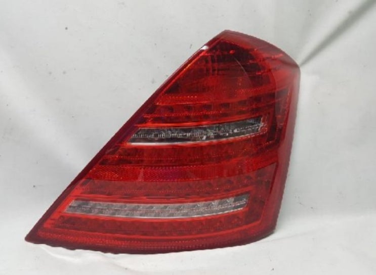 벤츠 S클래스 W221 테일램프 조수석 중고후미등 A2218201464 : 네이버 블로그