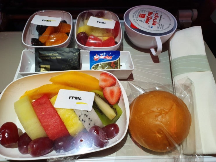 아랍에미레이트 항공 특별 기내식 과일식(FPML) 후기 : 네이버 블로그