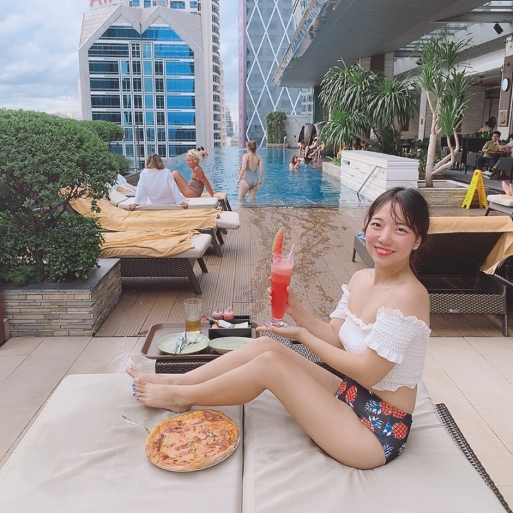 용융부부 방콕일기 이스틴그랜드사톤 호텔 위치 룸컨디션 다 괜찮은 호텔저렴하고 빠르다 호텔근처 Pro Laundry 서비스