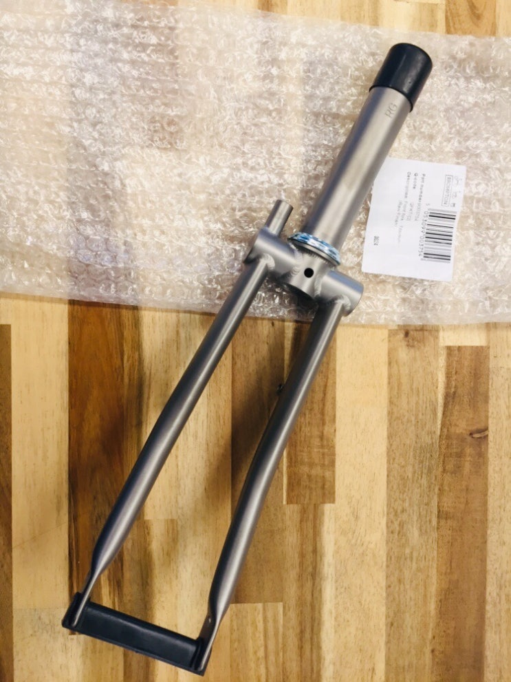 브롬톤 티타늄 프론트 포크 신품! Front fork - Titanium - (Raw Finish) : 네이버 블로그