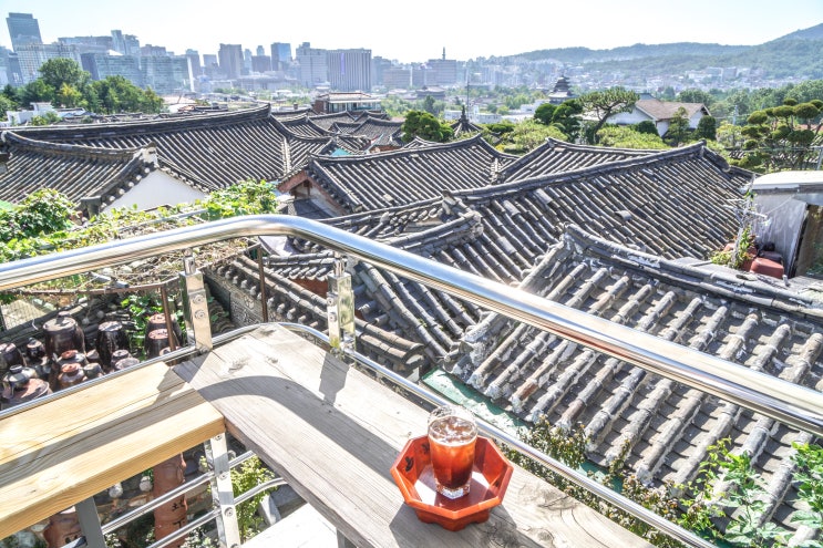 북촌한옥마을의 베스트 포토존 카페. 북촌동양문화박물관 카페 : 네이버 블로그