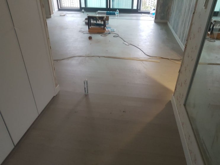 동화자연마루 나투스강마루 K089 메리내추럴그레이오크 아파트현장 시공사진입니다. by. 태원상사 : 네이버 블로그