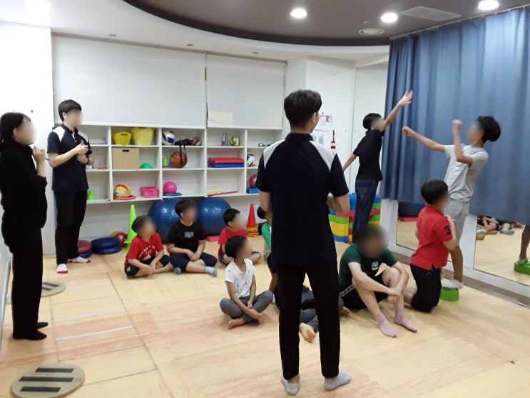 화성동탄오산 그룹 사회성 그룹 놀이치료 사회성 프로그램 그림이어그리기 밸런스브레인 동탄센터adhd 틱장애 발달