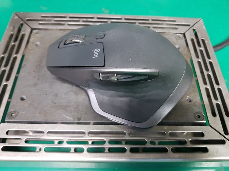 업무용마우스 Logitech Mx Master2s 마우스 더블클릭 포인트가 움직이지 않는 증상의 고장수리 네이버 블로그