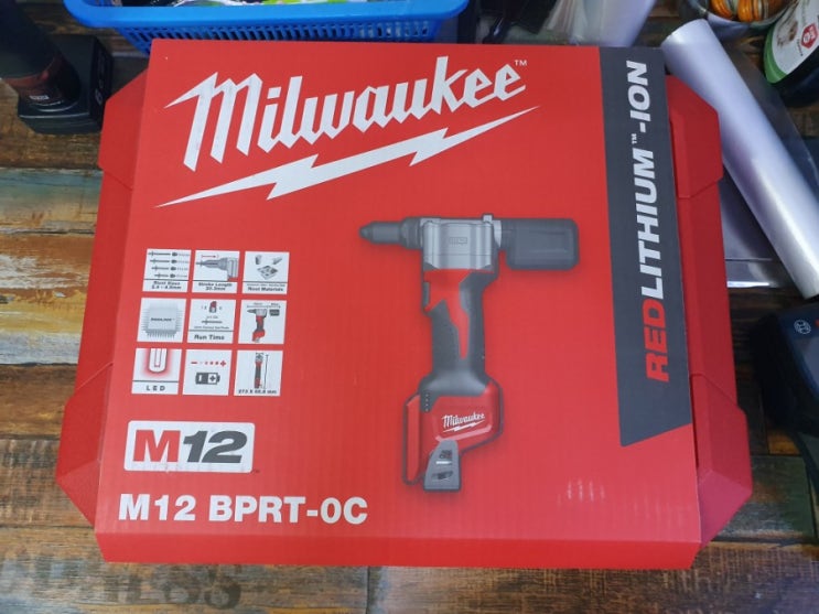 밀워키 전동공구 M12 BPRT-0C 충전 리벳건 베어툴 개봉기. : 네이버 블로그