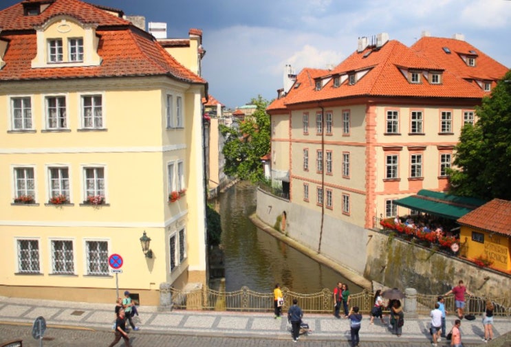 19th, 🇨🇿 Praha, Česko 🇨🇿 - 1 : 네이버 블로그