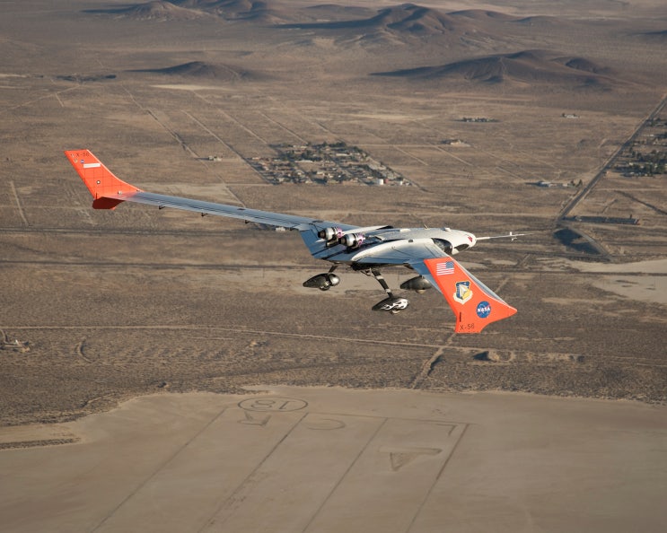 NASA에서 Lockheed Martin X-56A로 유연날개 플러터 감쇠 시험 : 네이버 블로그