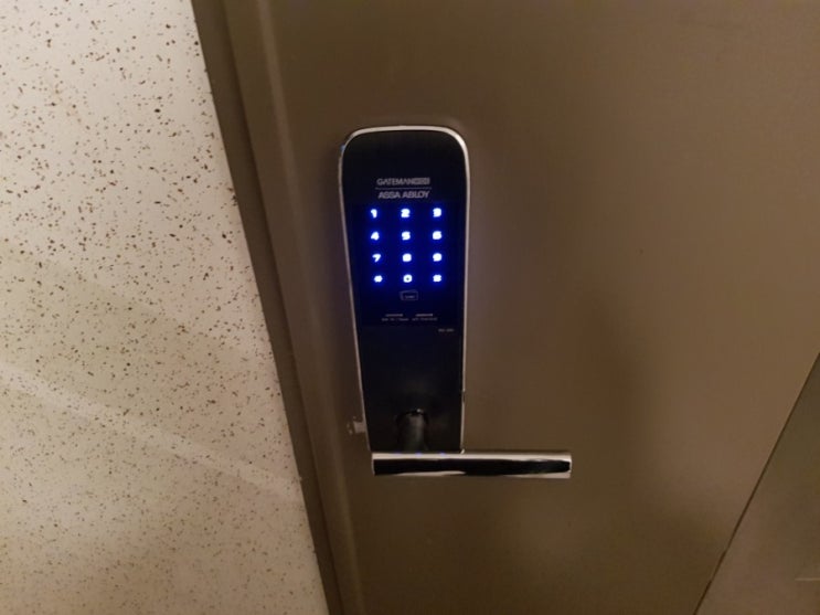 원효로 결로현상 열쇠 고장, 게이트맨 도어락 교체했어요~ : 네이버 블로그