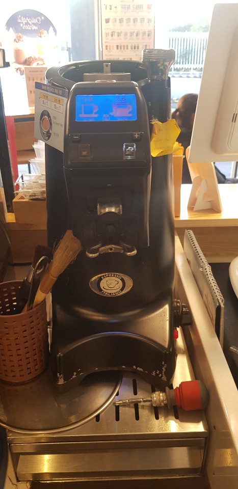 에스프레소 머신 수리as울산 경주 포항 양산 유일상사uandi Coffee 울산 중구 우정동 내 까페 이디야 유레카