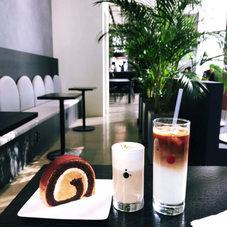 대전 둔산동 카페 오아이커피:: 세련되고 모던한 oi coffee : 네이버 블로그