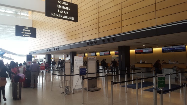 [아시아나항공 탑승기] 시애틀 - 인천 OZ271편 비즈니스 클래스 탑승기 & 기내식 : 네이버 블로그