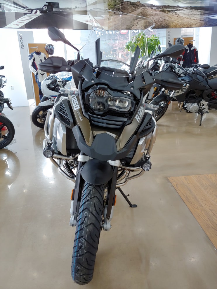 R1250GS ADV와 R1200GS ADV의 차이점 : 네이버 블로그