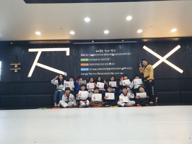 영웅 태권도 줄넘기 겨울 방학 특강 한 겨울에도 뜨겁게 땀 흘렸던 줄넘기 특강 호평동태권도호평동영웅태권도구룡초등