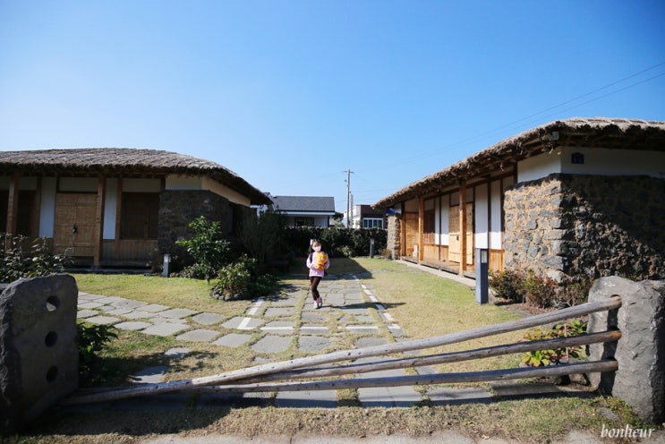 제주도 감성 가득 돌담집 제주 구좌 에어비앤비 제주돌채 포근해요 네이버 블로그