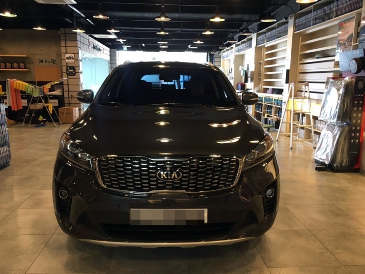 쏘렌토 순정 편의기능 옵션 무선충전기 장착 순정 무선충전기로 편리하게 핸드폰 충전을 합니다 네이버 블로그