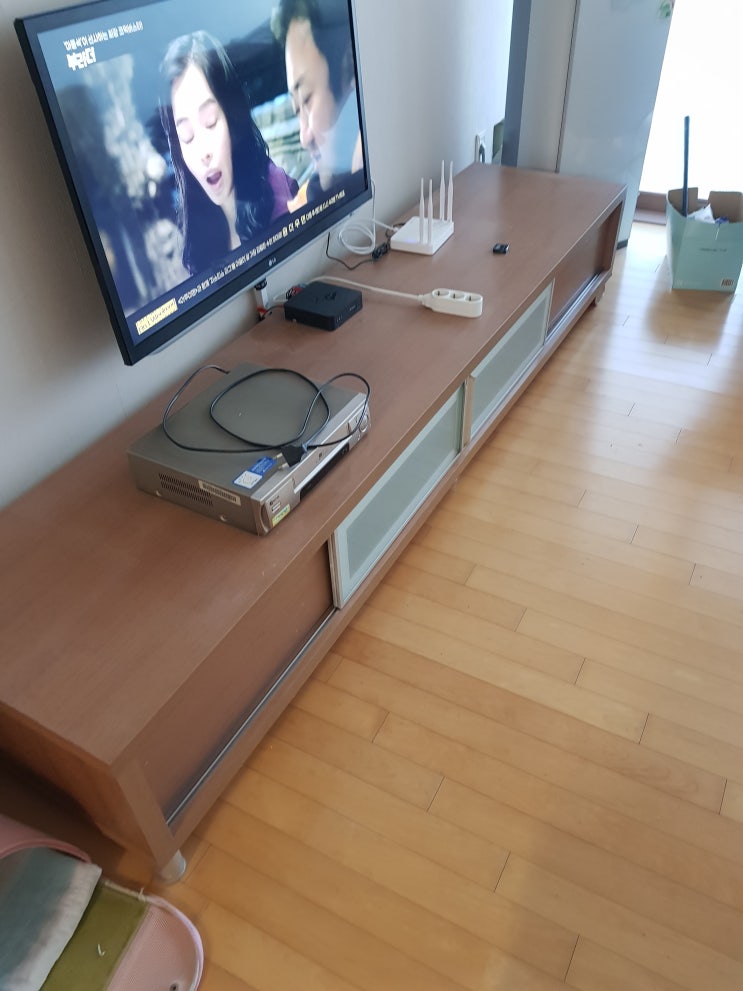 캐비넷버리기 사무용가구버리기 티비받침대버리는방법 가구수거업체 장식장버리기 이삿날폐기물처리 이사가구버리는방법 이층침대폐기 가정