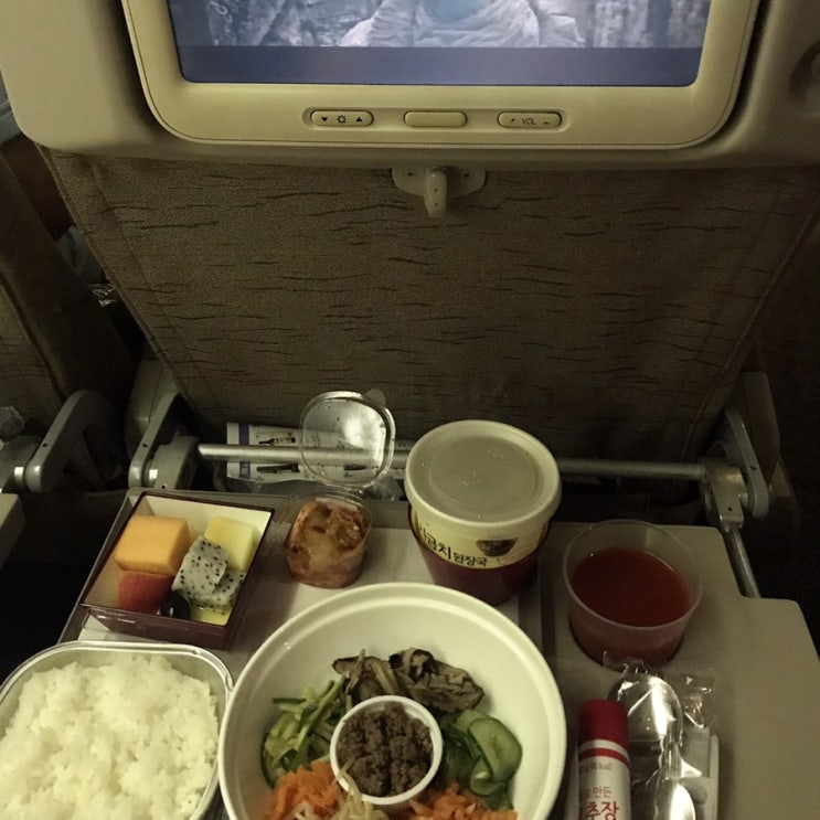 방콕자유여행 아시아나항공 기내식 OZ741/OZ742 태국입국신고서 / 수완나폼공항 면세점:! : 네이버 블로그