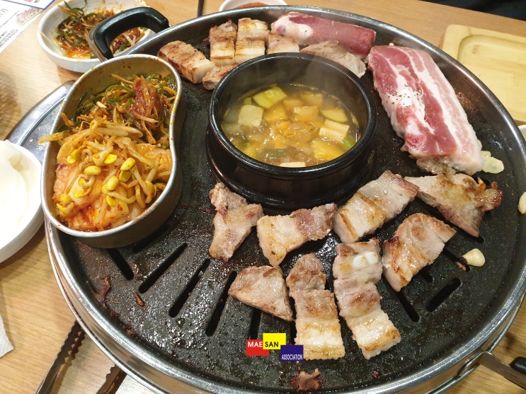 기흥 무한리필 기흥구청 삼겹살 무한리필 어머나생고기 맛집이기보다 가성비 좋은 삼겹살 무한리필 전문점 네이버 블로그
