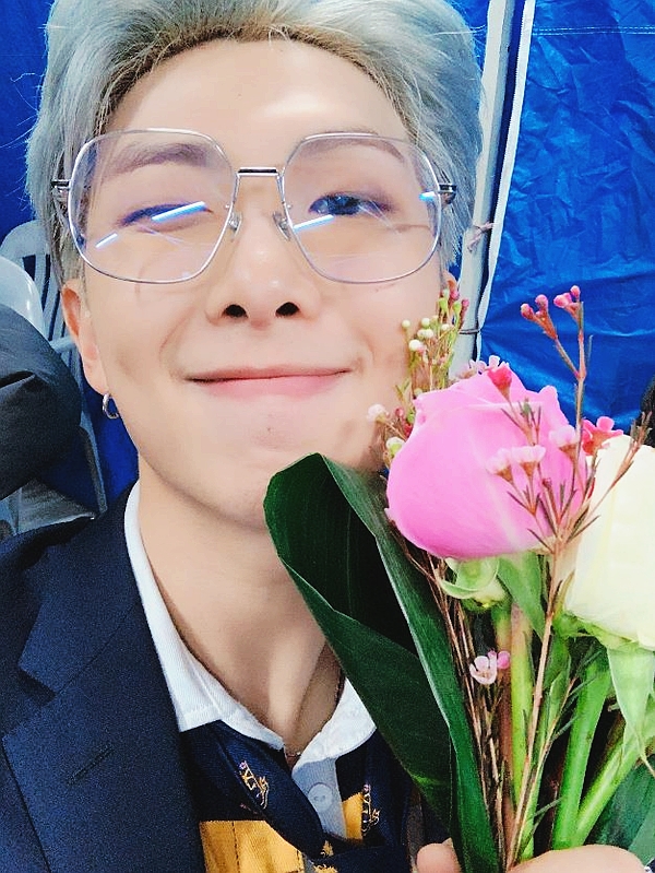 방탄소년단 RM" 세계랭킹1위 테니스선수, 오사카 나오미 ... "RM향한 팬심!" : 네이버 블로그