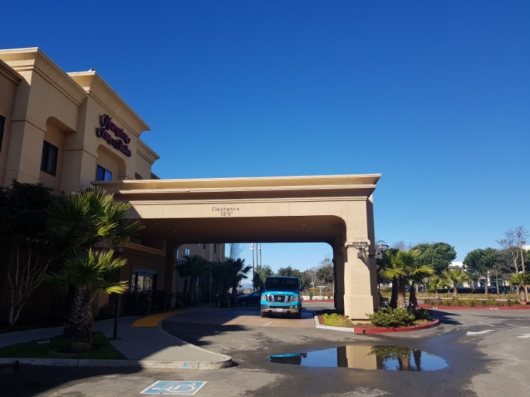 샌프란시스코 여행 호텔후기 (2) - Hampton Inn & Suites Oakland Airport - Alameda ...